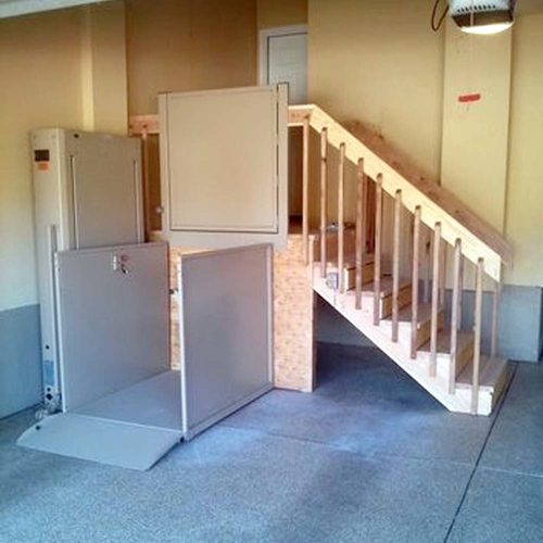 Inside Wheelchair Lift (I | Elevators and Transfer Lifts
