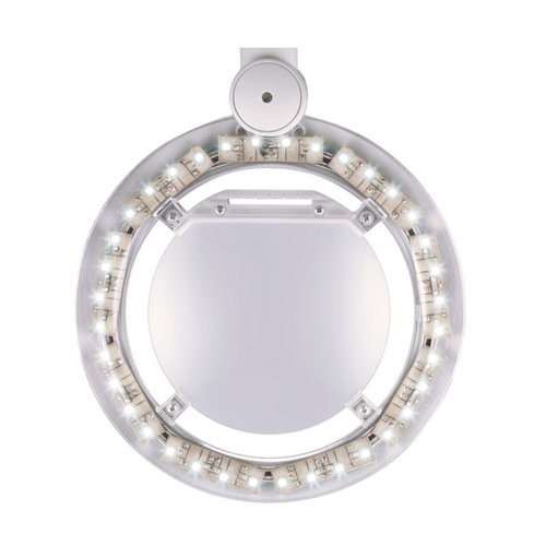 זכוכית מגדלת עומדת על שול | מגדלות